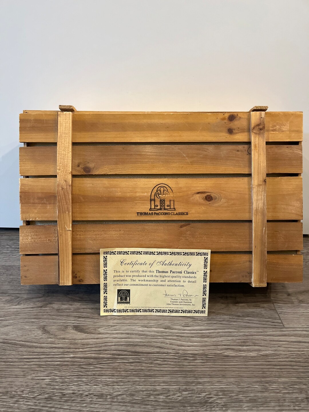 Thomas Pacconi Classics Tree Decorations Glass Hanging Display Items in ...