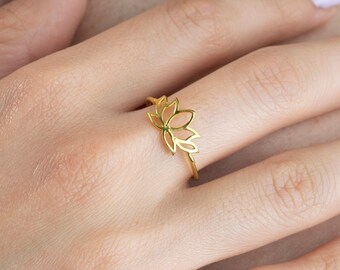 Lotus Flower Ring - Etsy