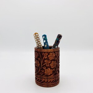 Wood Engraved Pen Holder for Desk Handmade Pen and Pencil - Etsy