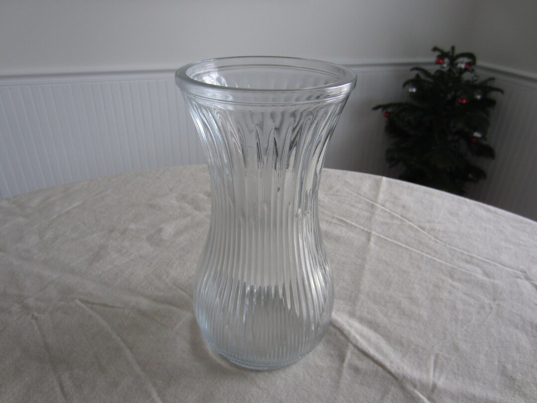 Hoosier USA Clear Ribbed Glass Vase/4086 4 B - Etsy