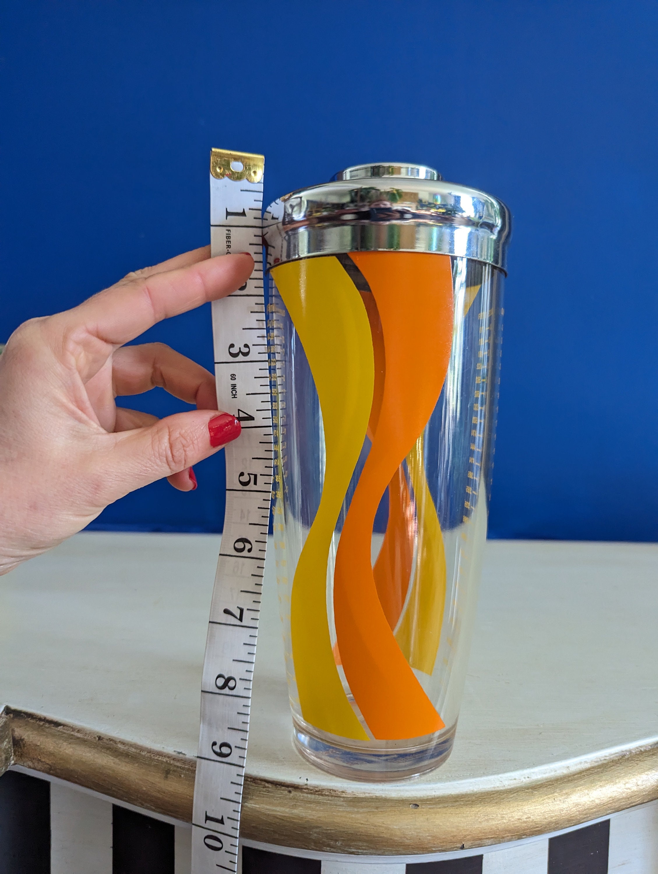 Irvinware 1970's Vintage Cocktail Shaker - Etsy