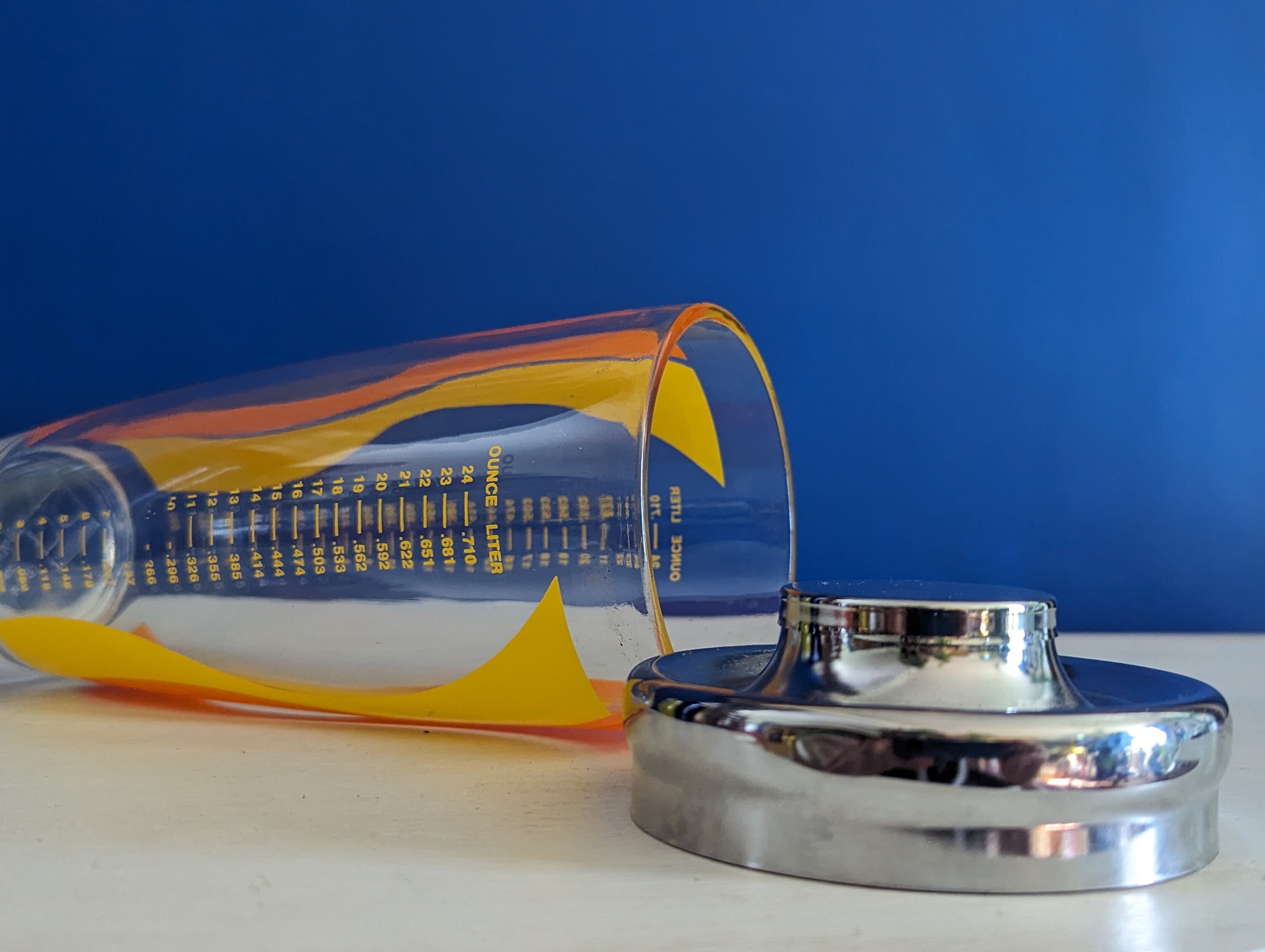 Irvinware 1970's Vintage Cocktail Shaker - Etsy