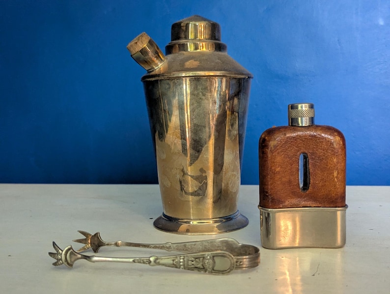 Vintage Leather-cased Hip Flask With Glass Viewing Window | Silver-tone ...