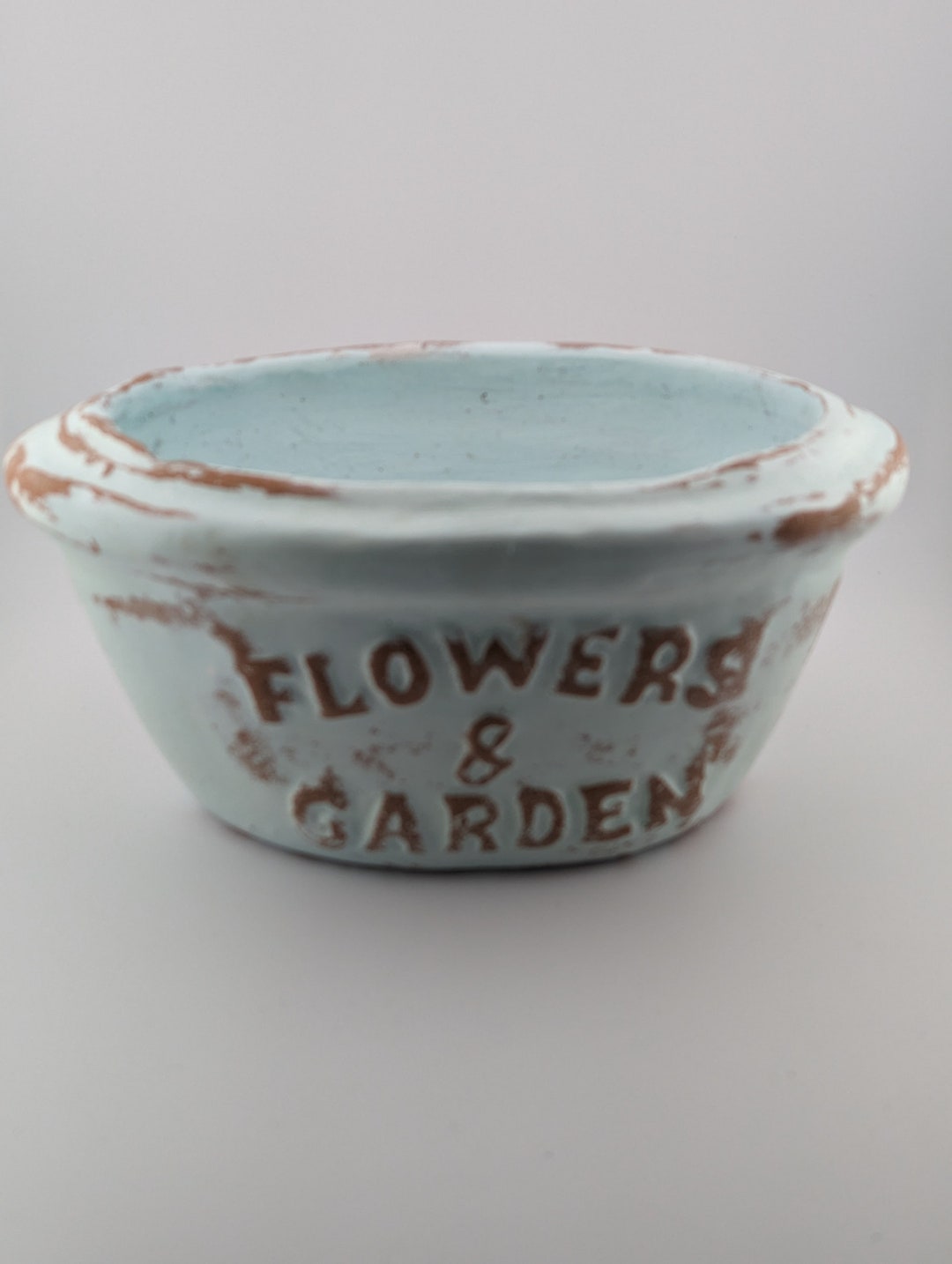 New Oval Vintage Farmhouse Light Green Wash Garden Flowers Terracotta ...