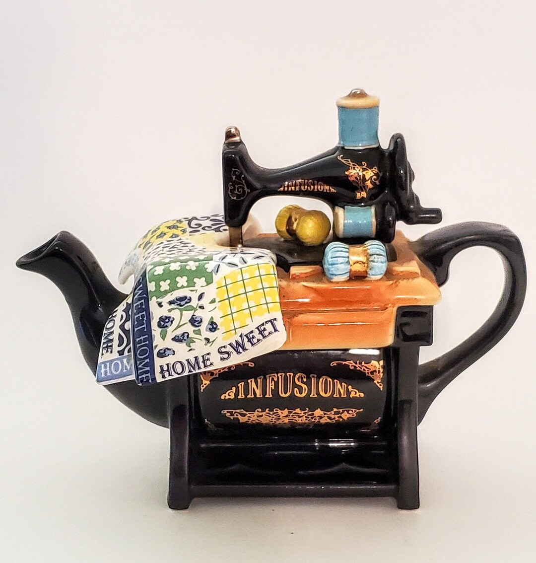 Vintage Royal Albert Infusion Teapot Paul Cardew England home Sweet ...