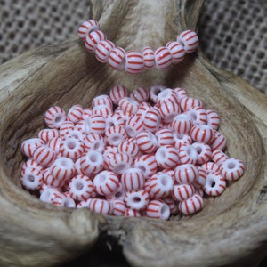 6/0 White With Multiple Red Stripes Preciosa Seed Bead 10g B0300 ...