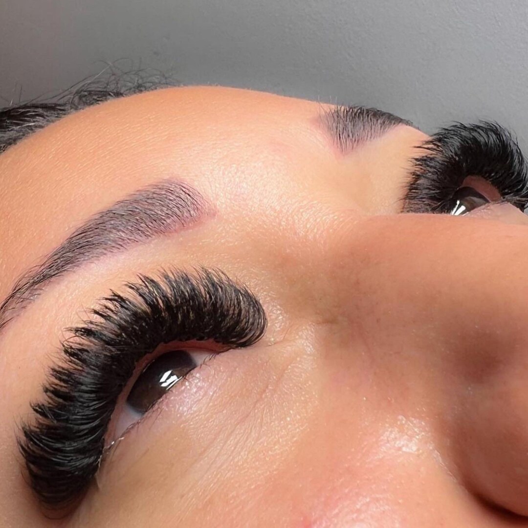 9D Premade Russian Volume Fans, Wispy Fans, Spiky Style 0.05 Thickness ...