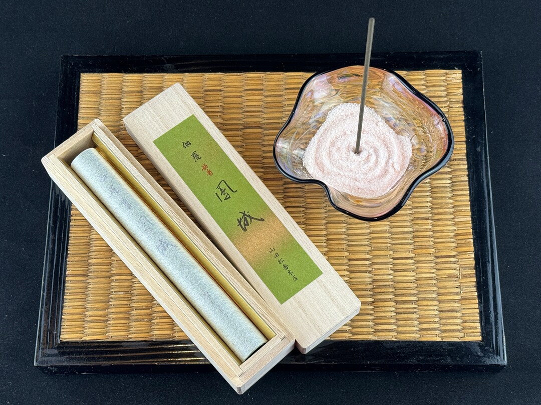 Hojo Green Kyara Aloeswood Japanese Incense by Yamadamatsu. Made With ...