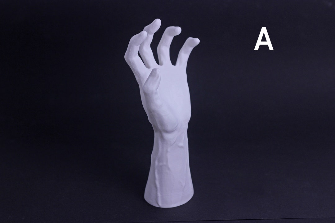 Reaching Hands model A Horror Hands Creepy Decor Life-sized Easy Screw ...