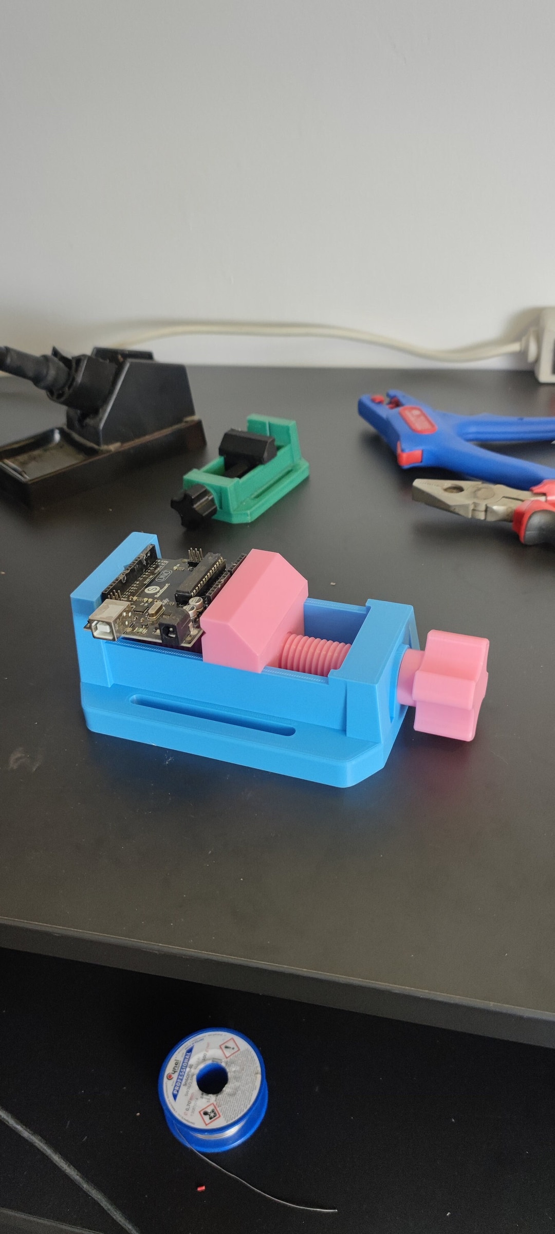 Desktop Vise 3D Printed Vise for PCB Soldering - Etsy