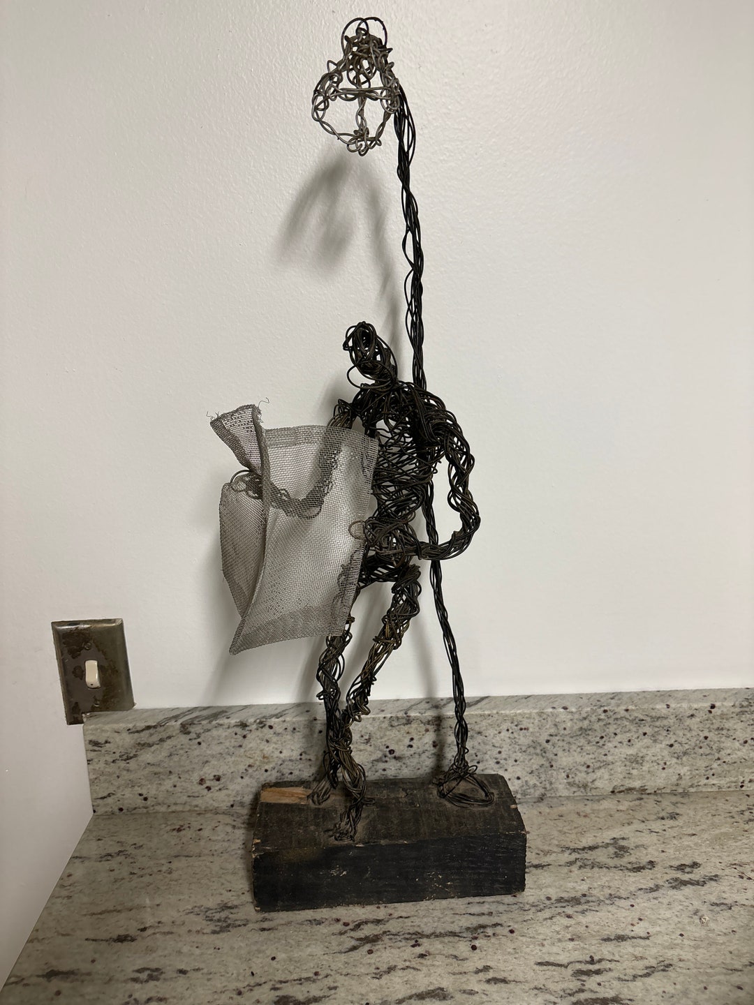 Wire Man Reading Newspaper Under Streetlight - Etsy
