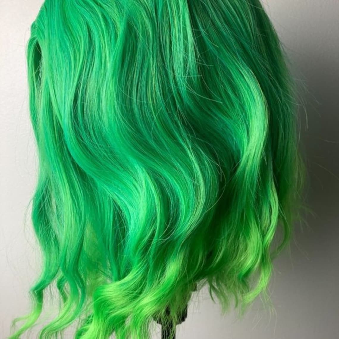 Green Hair Wigs,short Body Wave Wig,green Ombre Wigs,shoulder Length ...