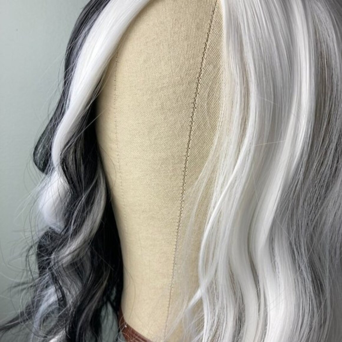 101 Dalmatian Cruella Inspired Split Dye Wig Chic, Edgy and Bold,split ...