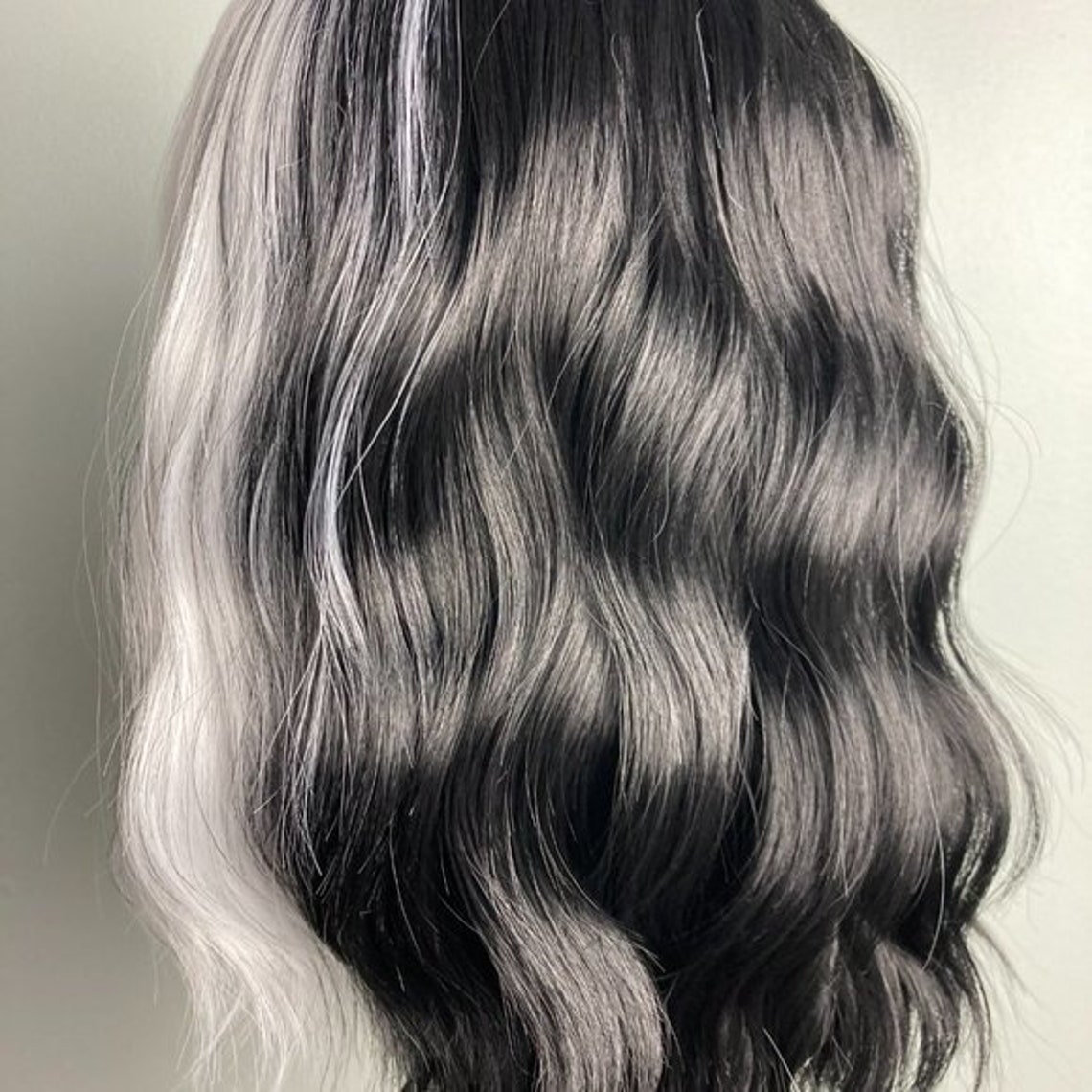 101 Dalmatian Cruella Inspired Split Dye Wig Chic, Edgy and Bold,split ...