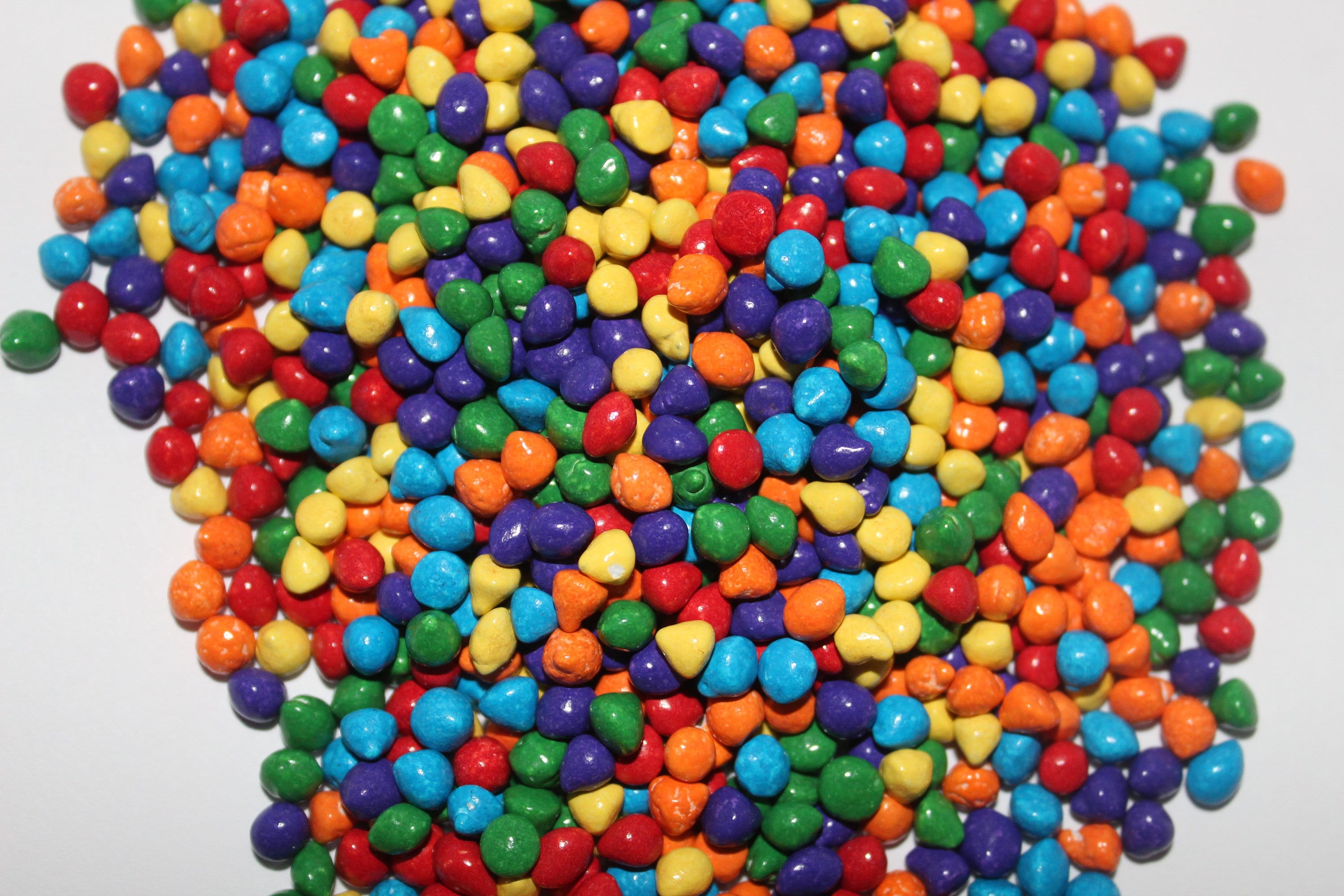 Rainbow Chocolate Chips Rainbow Cake Sprinkles Edible Sprinkles Cake ...