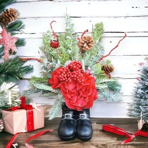 Santa Boots Christmas Floral Arrangement, Holiday Entryway Centerpiece ...