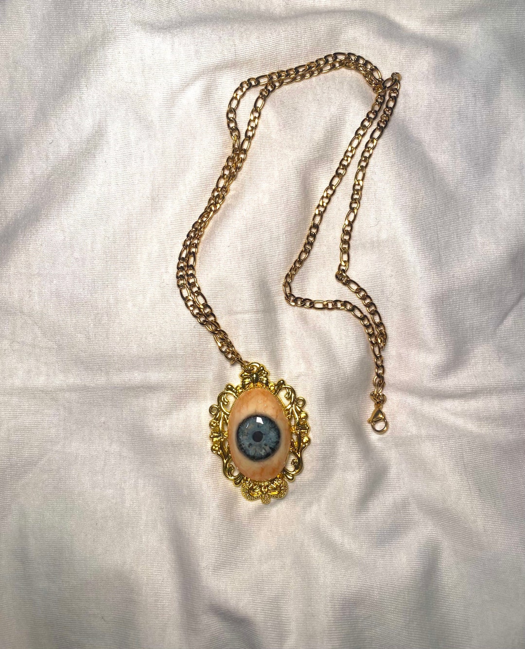 Eyeball Necklace, Realistic Eye, Eyeball Pendant, Gothic Necklace ...