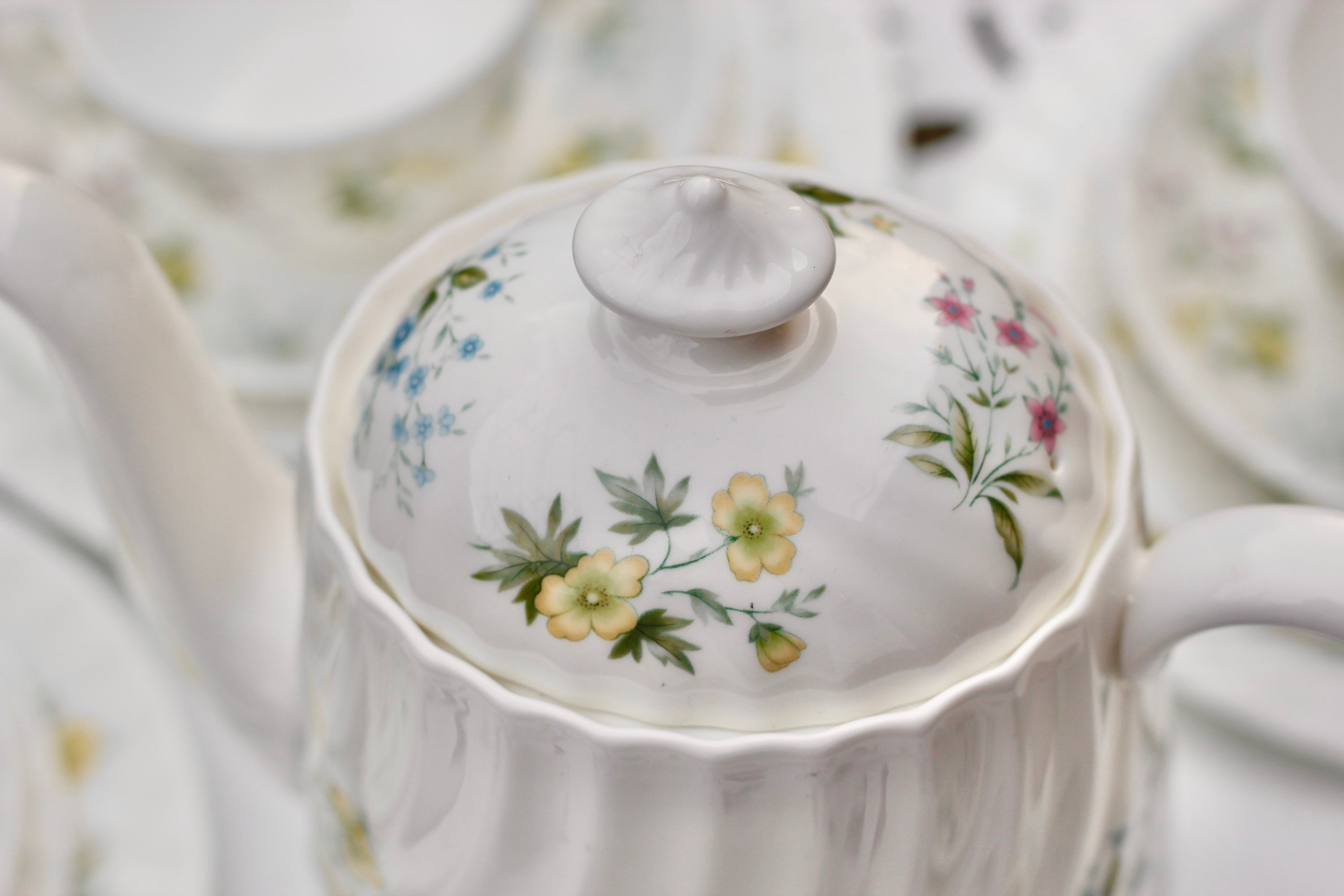 Minton Tea Set Minton Spring Valley Tea Set Beautiful Bone China Tea ...