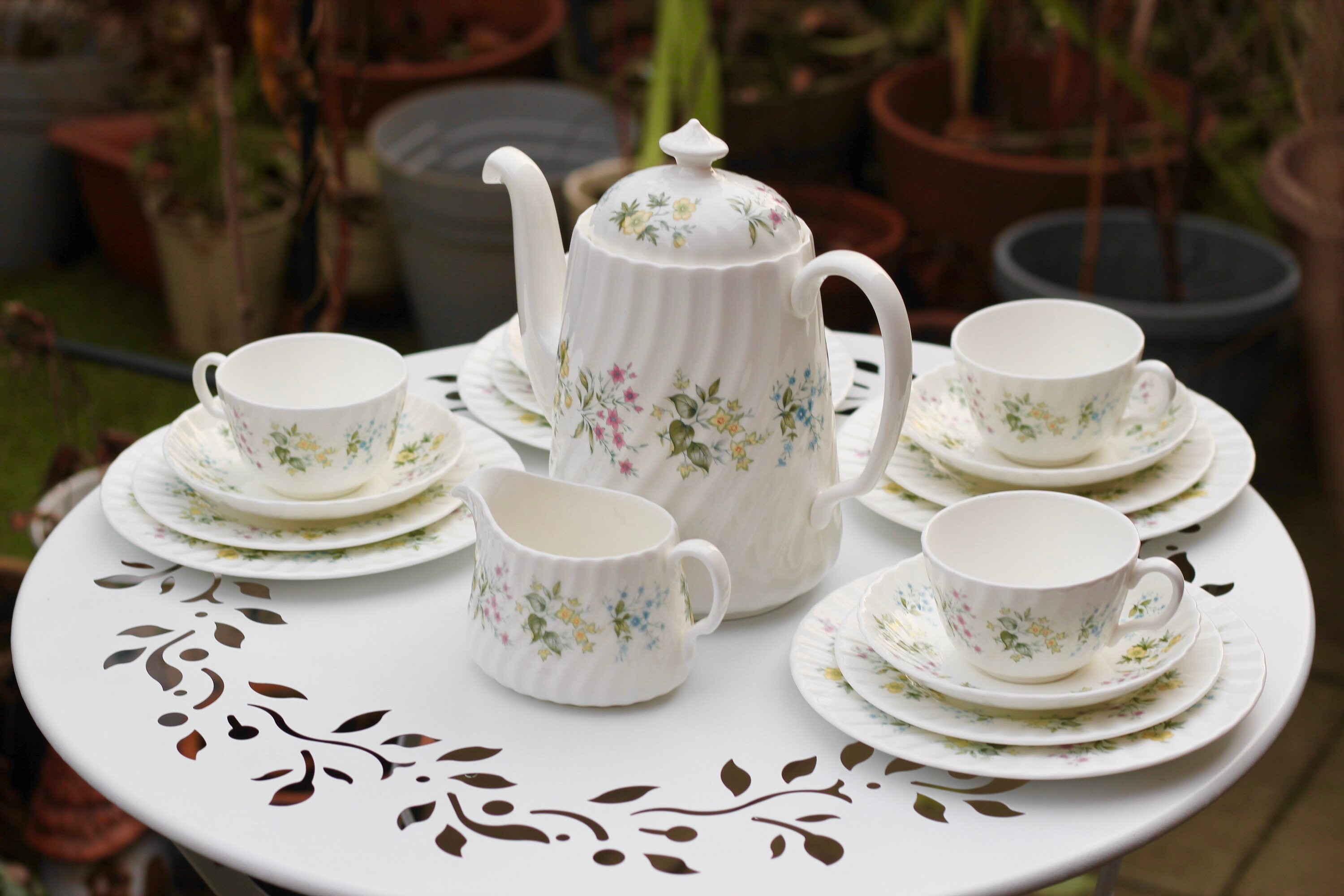 Minton Tea Set Minton Spring Valley Tea Set Beautiful Bone China Tea ...