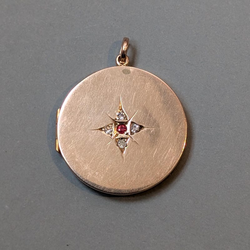 9ct Gold Antique Lockets - Etsy