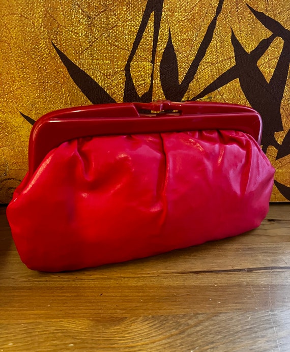 Red Vinyl Vintage Clutch Shoulder Bag - Gem