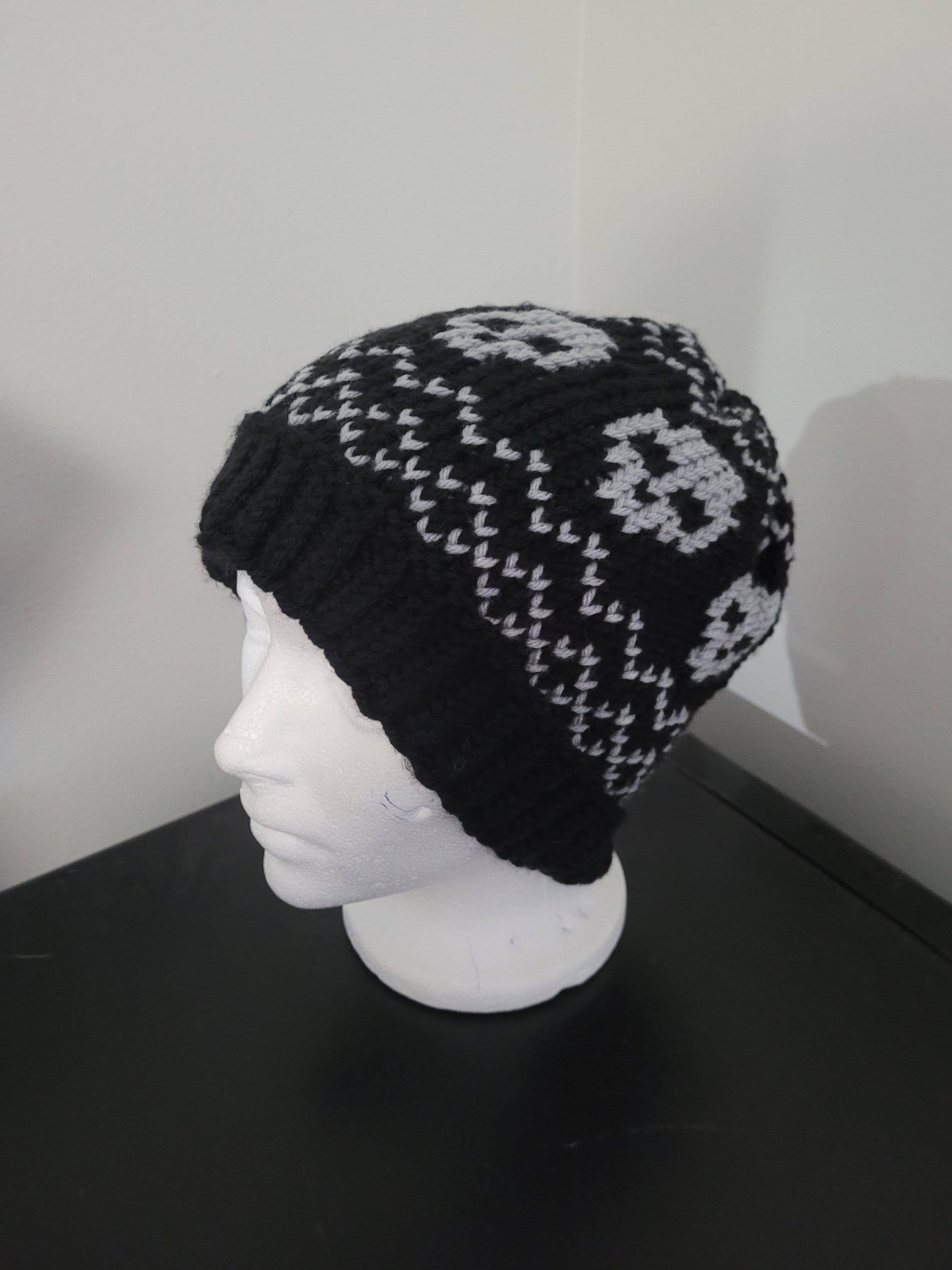 Skull Hat Loom Knit Pattern Adult Size - Etsy