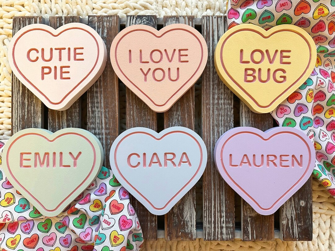 Cœur d'amour décoratif pour la Saint-Valentin avec prénoms ...