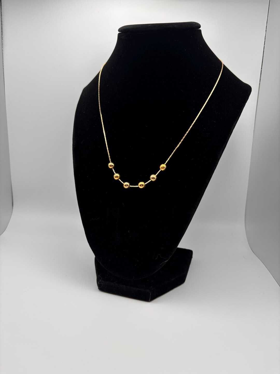 Upcycled Sliding Gold Dots Necklace// Shiny Slide Bead Jewelry ...