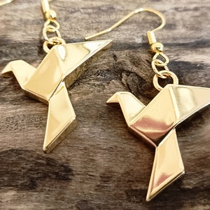 Gold Bird Drop Earrings: New Zealand Bird Inspired Jewelry - Etsy