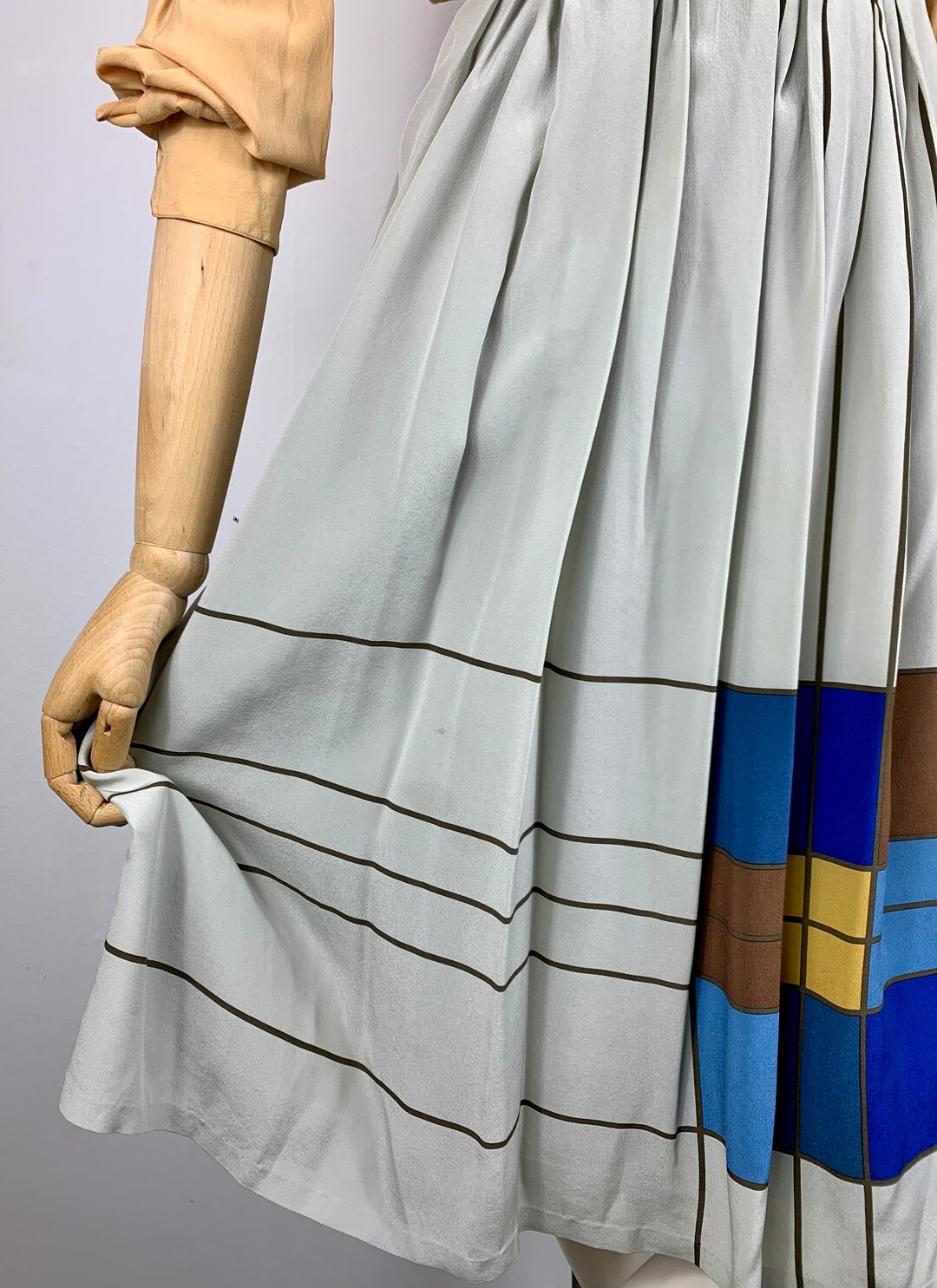 Miss Antonette Franz Haushofer 80s Silk Flared Skirt/ Vintage Pleated ...