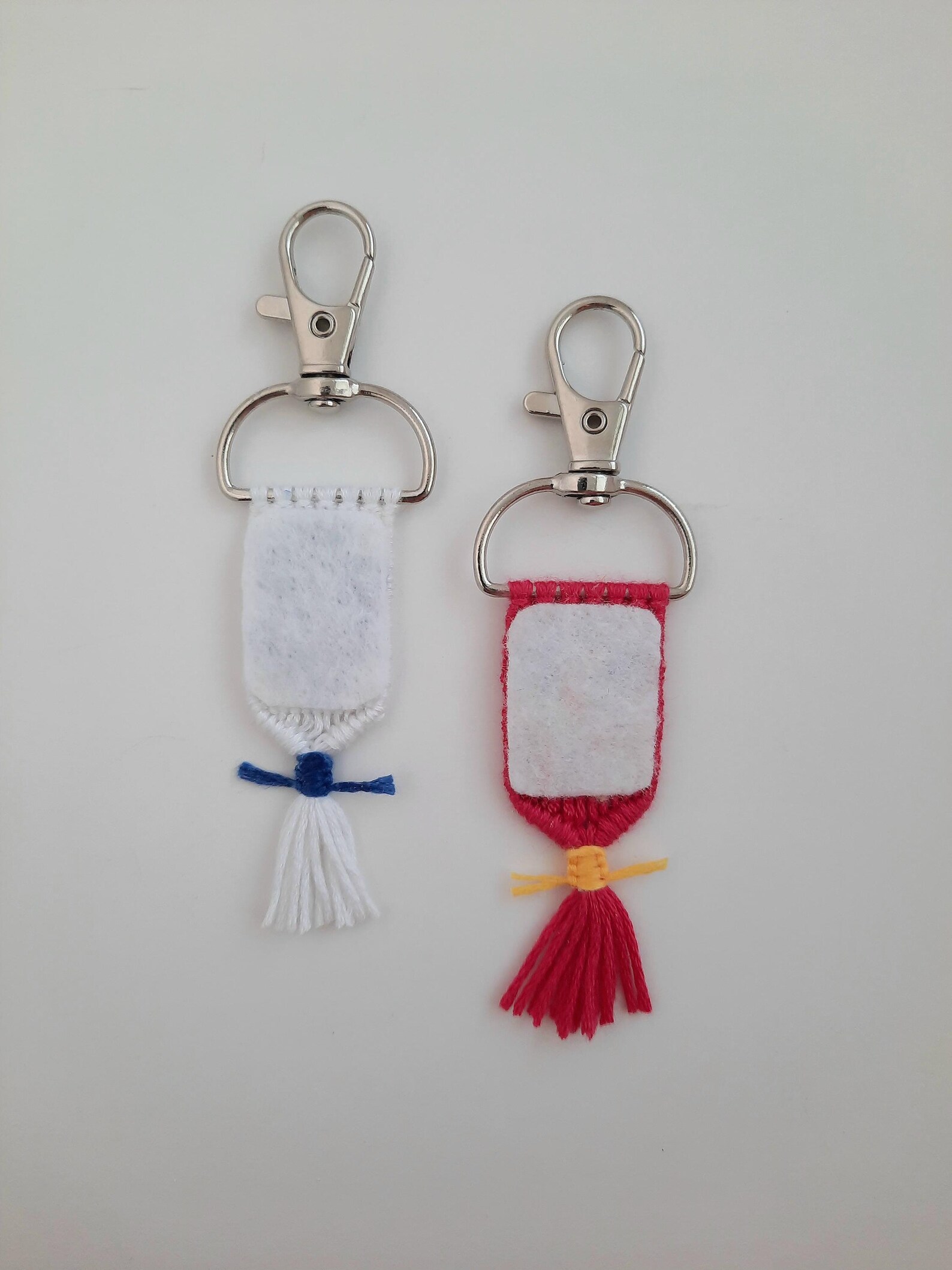 Gravity Falls Keychain Set, Dipper and Mabel Symbols, Pines Twins Best ...