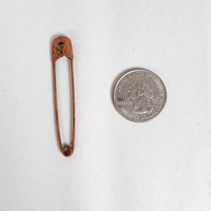 Rusty Safety Pins, Primitive Craft Supplies, Rusted Metal Supplies ...