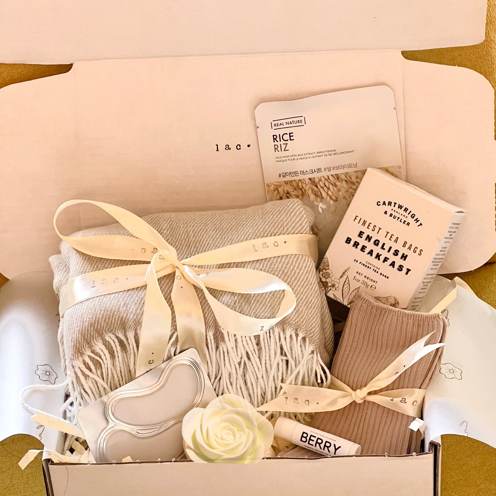 Birthday Pamper Gift Box for Her, Spa Gift for Women, Hug in a Box ...