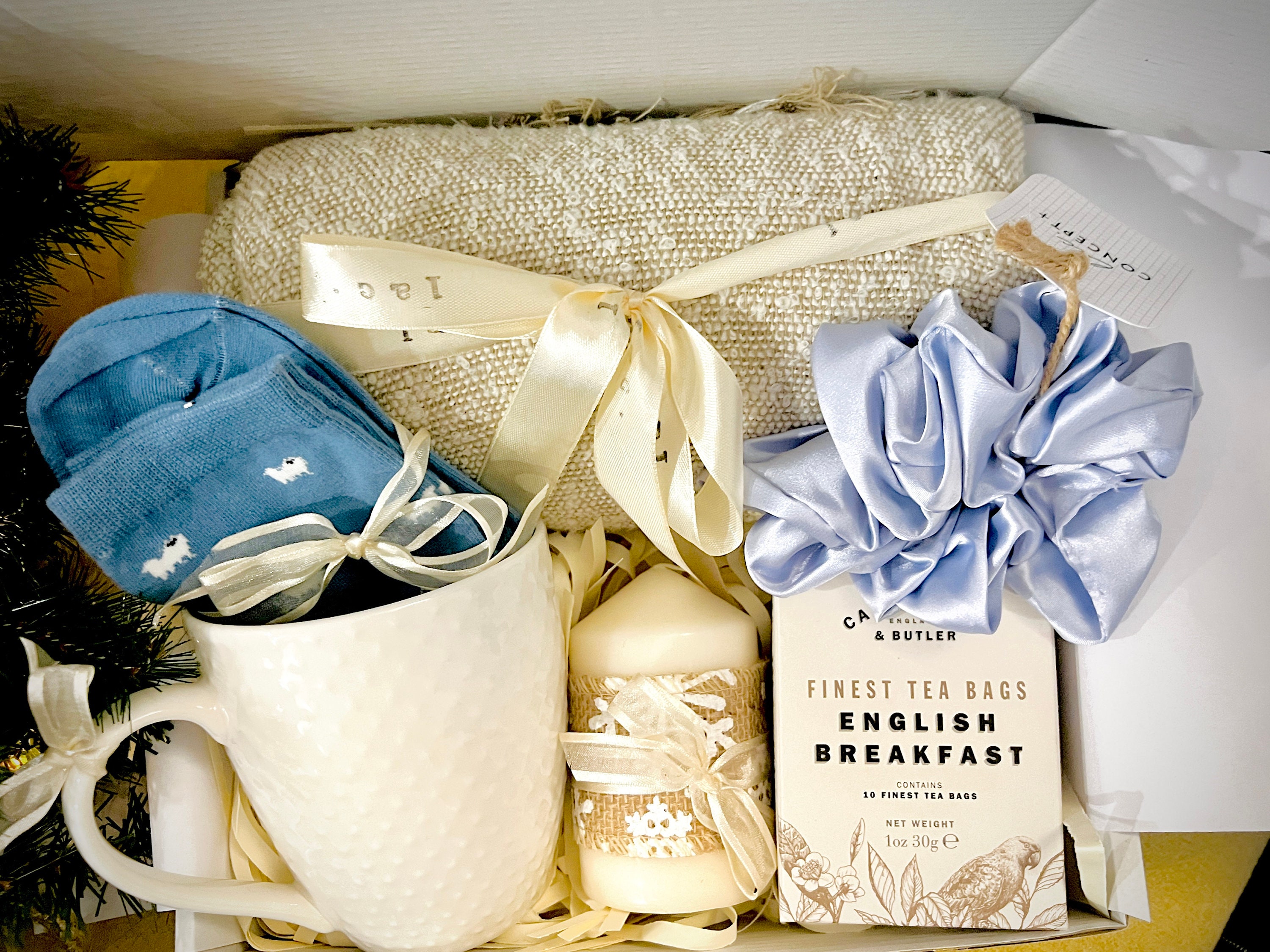 Lovely Tea Mug Gift Set Baby Blue and White Cozy Love Set English ...