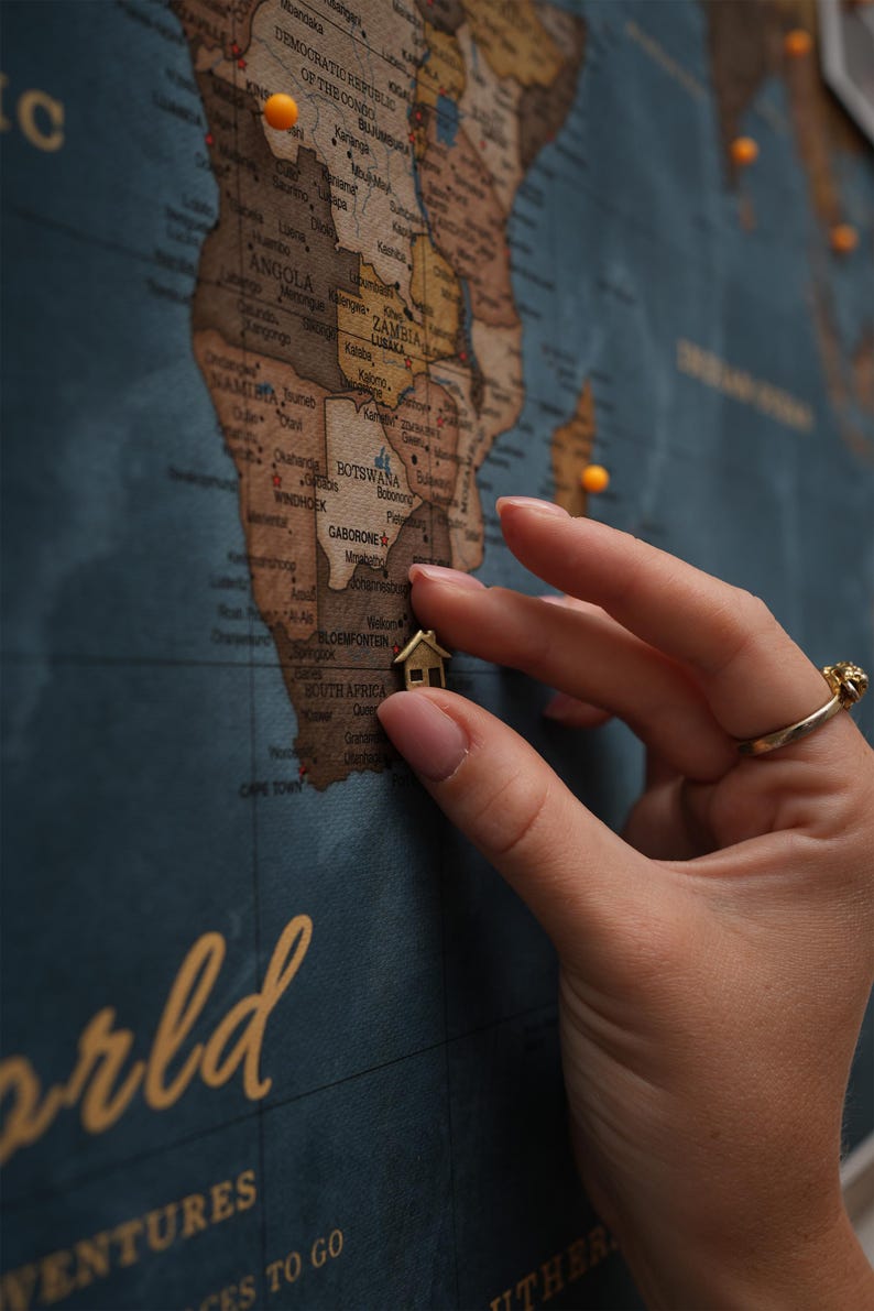 Personalized World Map - Push Pin Map - Pinboard Cork - Canvas Print ...