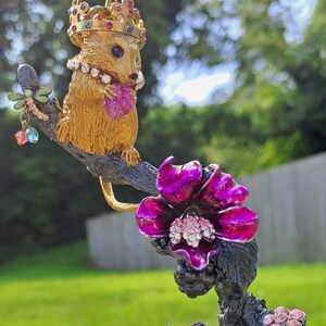 Adorable Golden Regal Vintage Mouse Sculpture - Etsy