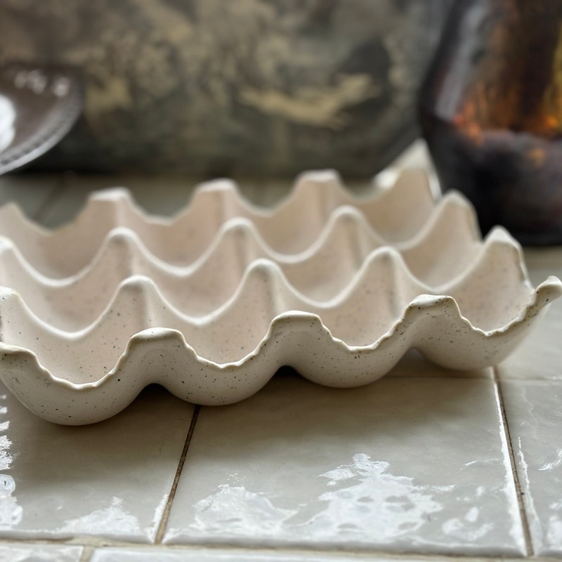 Ceramic Egg Holder - Etsy