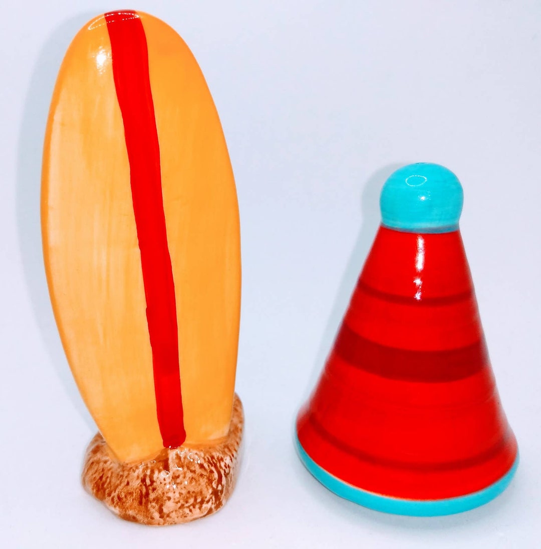Surfboard and Buoy Salt and Pepper - Etsy