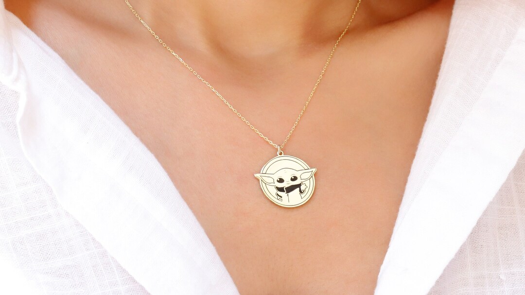 Pendant Baby Yoda Necklace Minimalist Disc the Child From the ...