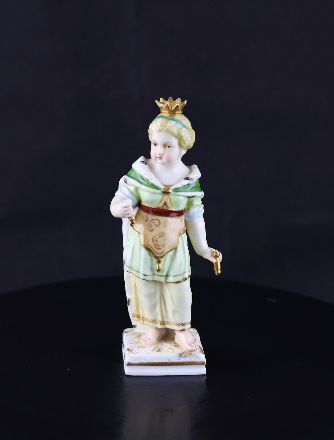 KPM Berlin /prince / Small Porcelain Figure / Antiques / Produced in ...