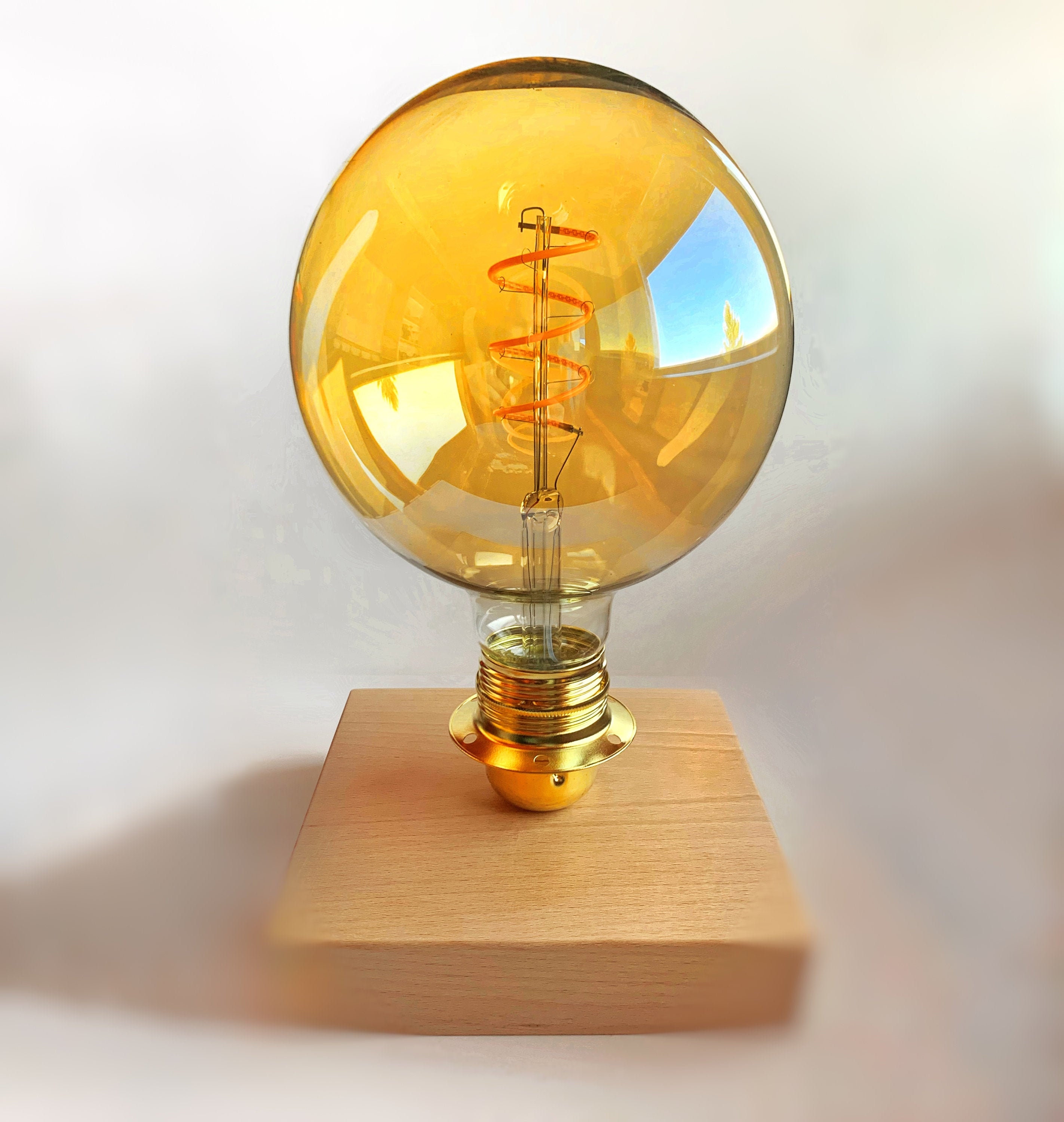 Industrial Style Levitating Lamp / Vintage Bulb / Edison Lamp - Etsy