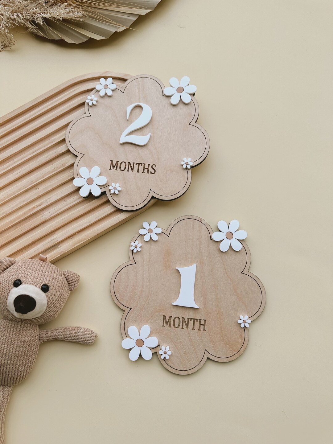 Daisy Flower Milestones | Baby Milestones | Monthly Milestones Marker ...