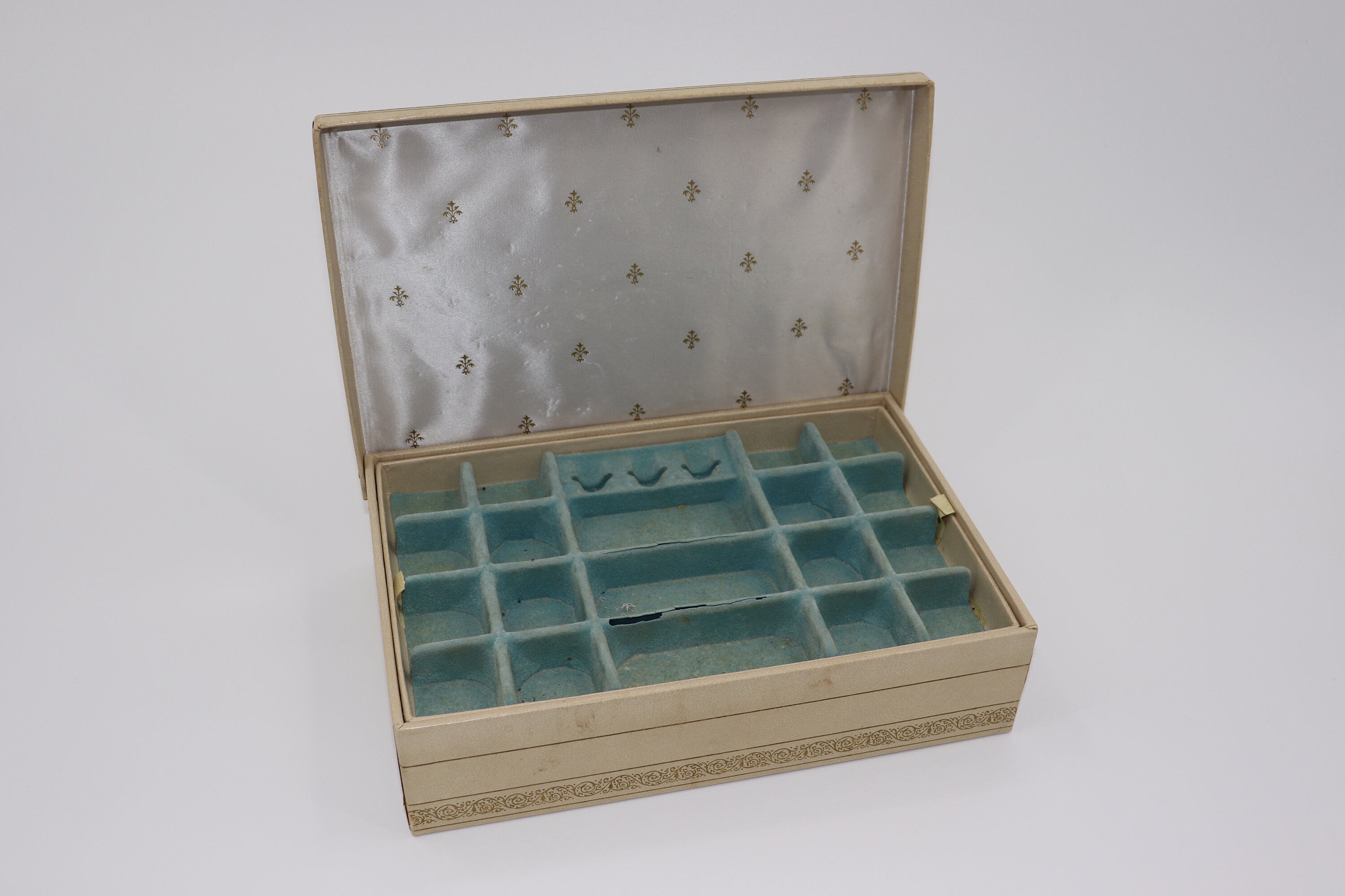 Antique Vintage Cream Colored Jewelry Box With Blue Interior - Multiple ...