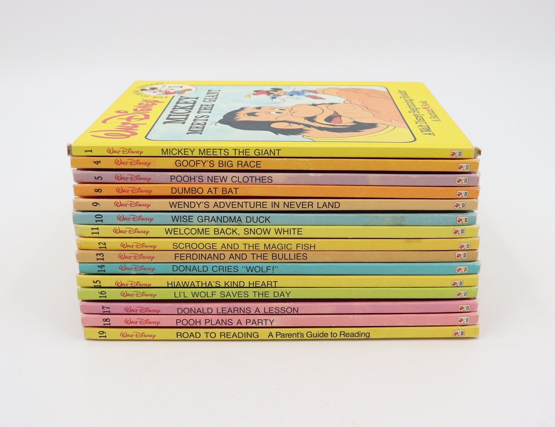 1986 Walt Disney Fun to Read Library Bantam Books Set of 15 volumes 1 ...