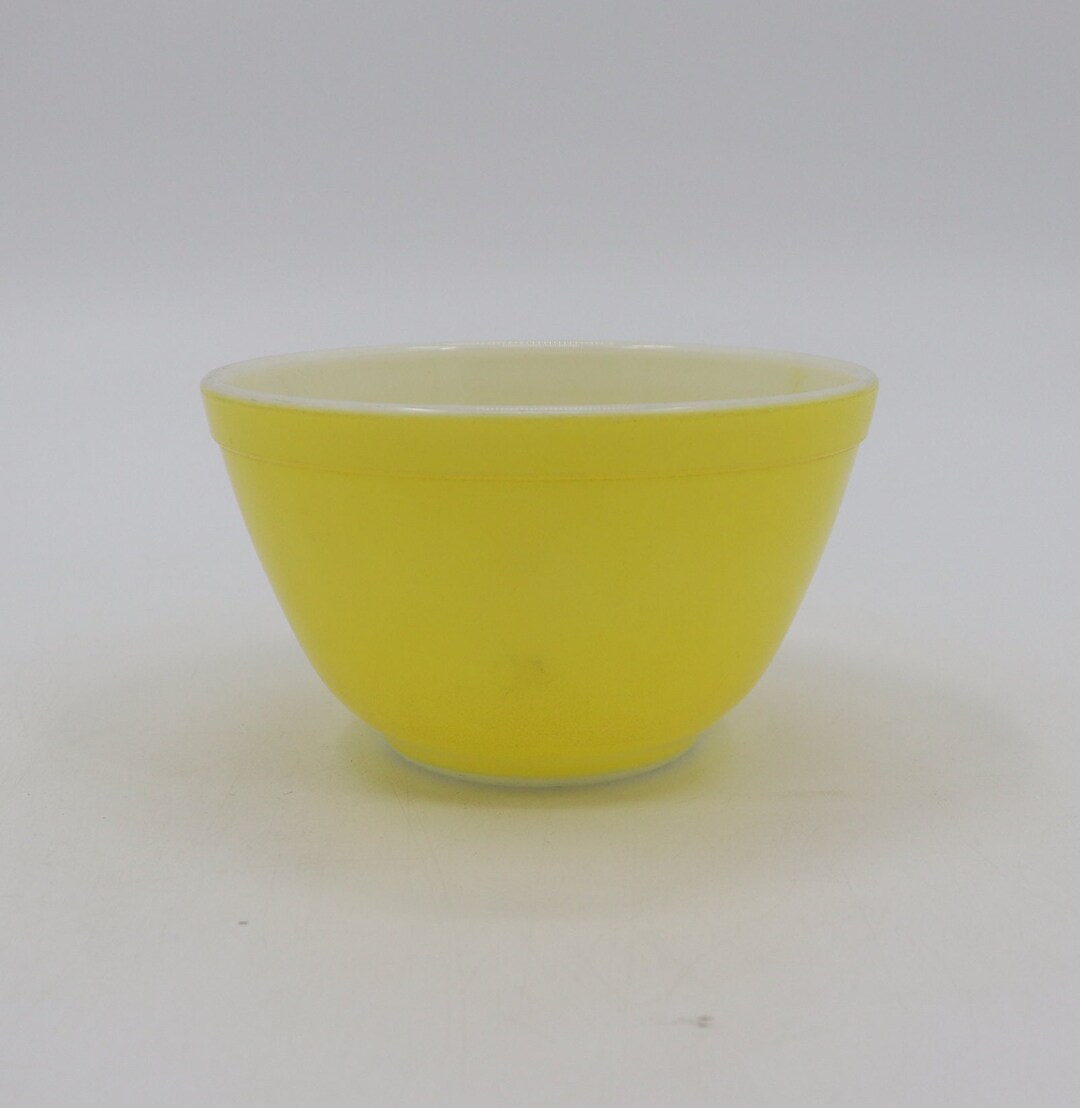 Vintage Small Yellow Pyrex Mixing Bowl - 401 1960s Nesting Bowl - Part ...