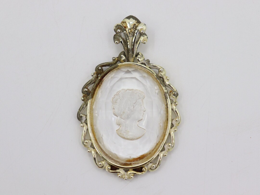 Clear Reverse Carved Cameo Pendant With Ornate Light Gold Border ...
