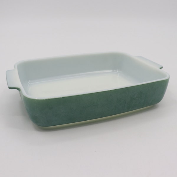 Vintage Pyrex Dish - Etsy