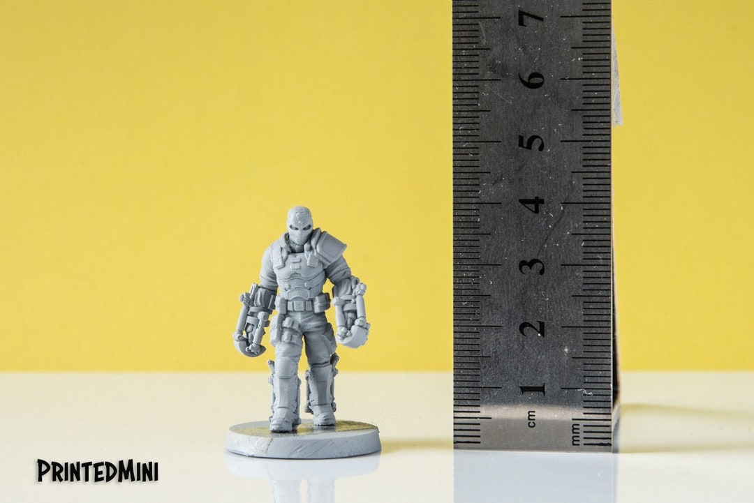 Super Ex Soldier Mercenary Chasing Prey 3D Printed Miniature - Etsy