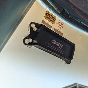 Dragy GPS Suction Cup Mount - Etsy