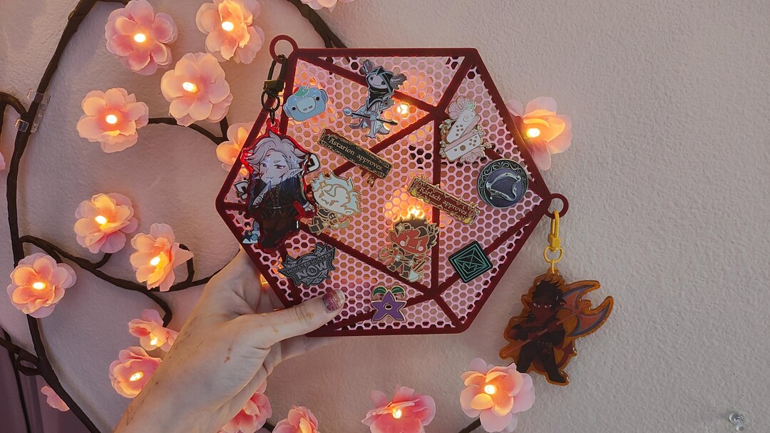 D20 Pin Board | 3D Printed Display for Enamel Pins | D&D Dice ...